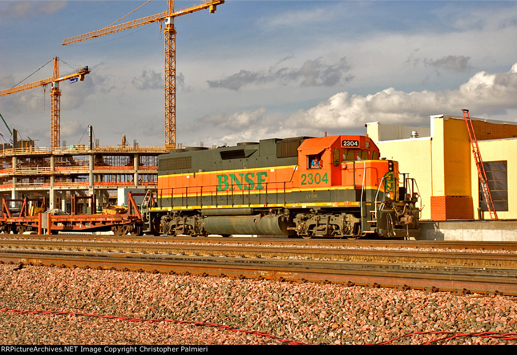 BNSF 2304